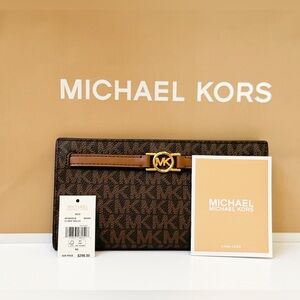 Michael Kors | Bags | Michael Kors Jet Set Reed Large Bifold Wallet Mk ...